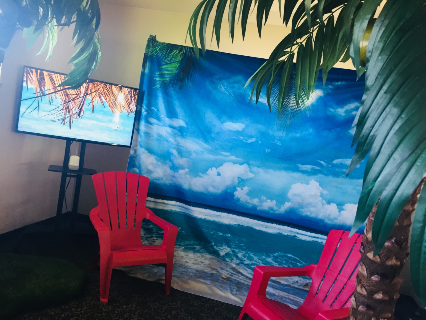 Be more colorful & explicit at work | Markey Digital Signage